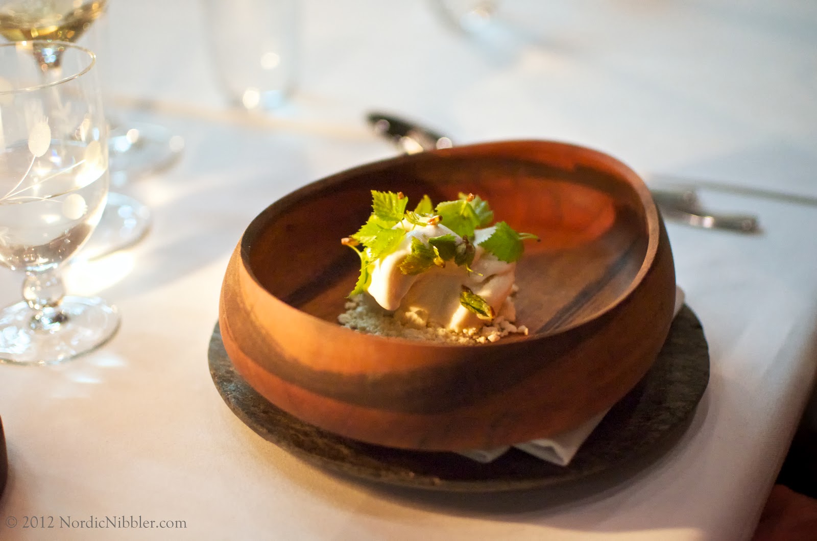 Nordic Nibbler: Maaemo, Oslo – Restaurant Review (Apr '12)