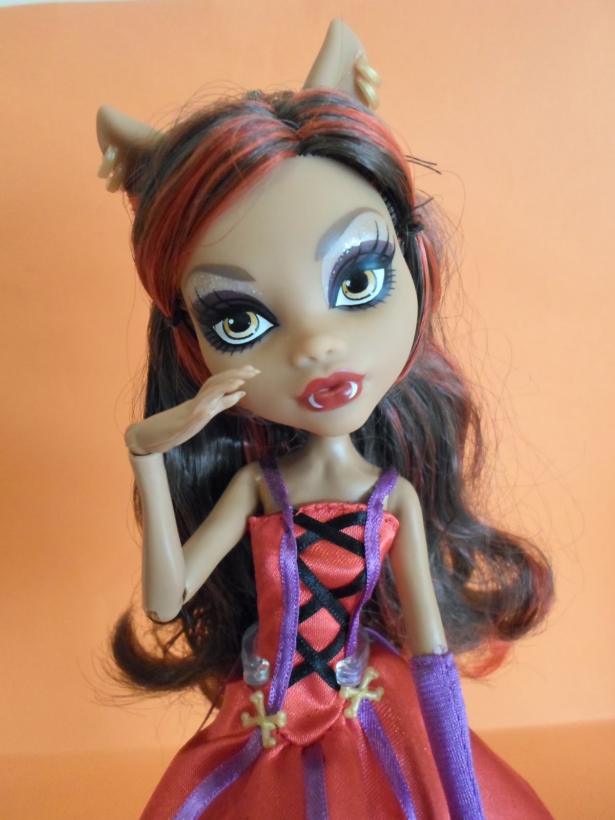 El rincón de mis muñecas: Monster High Clawdeen Wolf Caperucita Loba