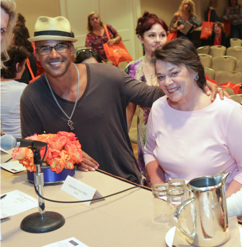 Loving Moore: SHEMAR MOORE Featured Photos 9/9