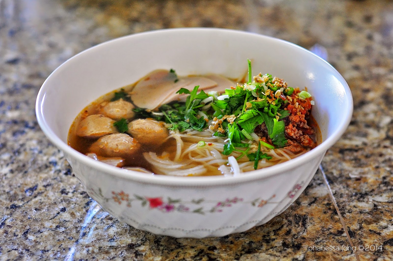 Phanessa's Kitchen: Pho (Vietnamese Rice Noodle Soup)