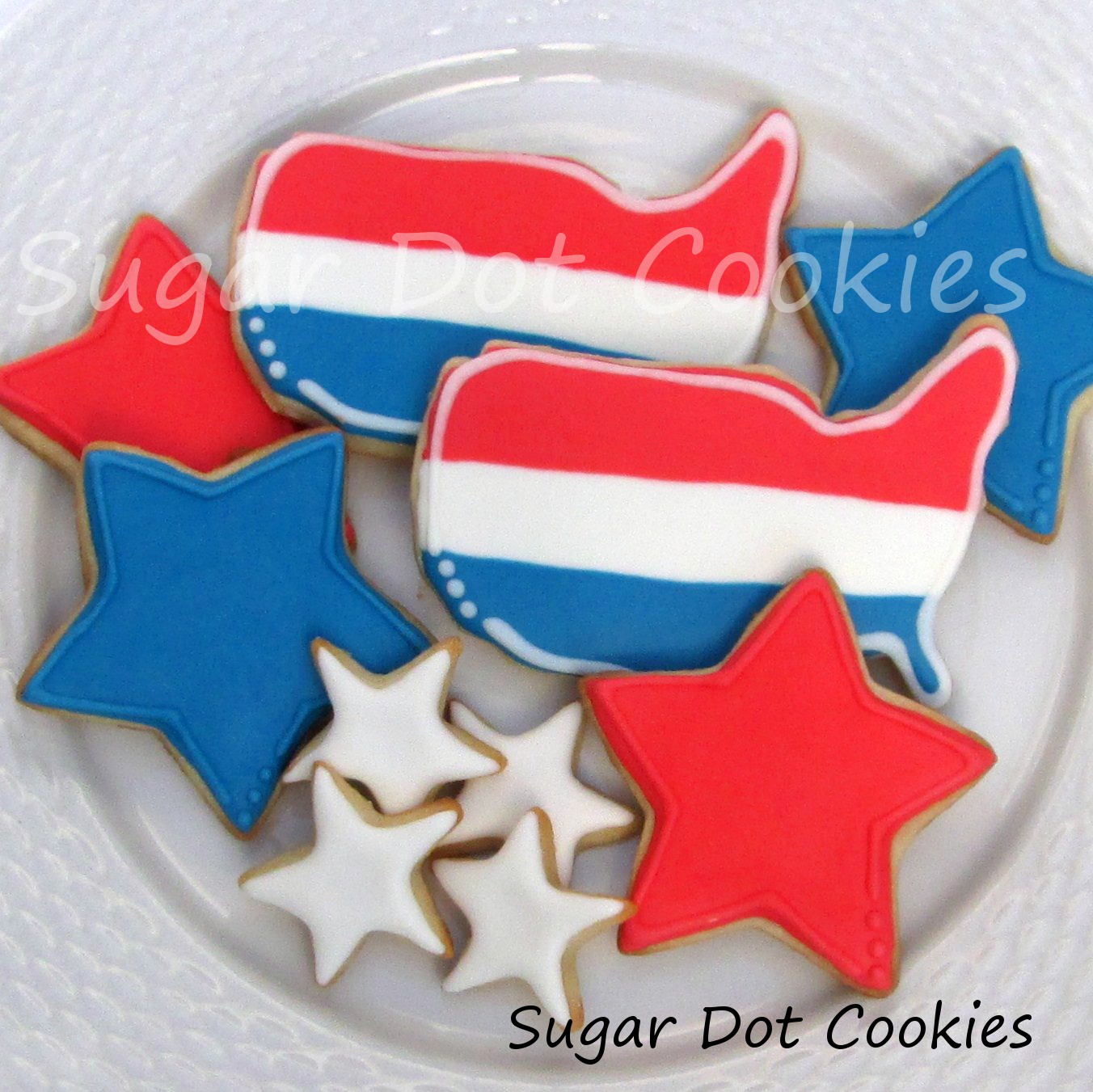 Just a few patriotic cookies to show you today.