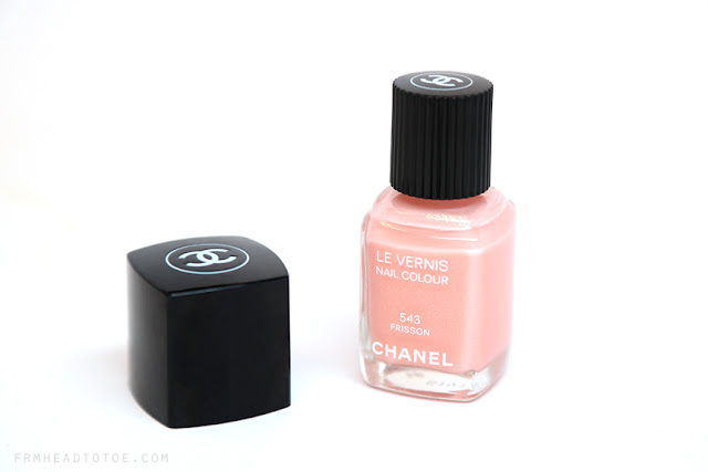 Manicure Monday: Chanel 543 Frisson - From Head To Toe