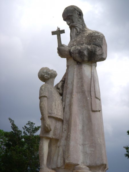 Crafting across Continents: The Ghosts of Columbus Day Past in Kisantu