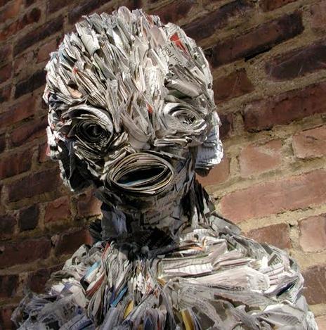 Barometro Ambulante: Nick Georgiou trasforma vecchi giornali in ...