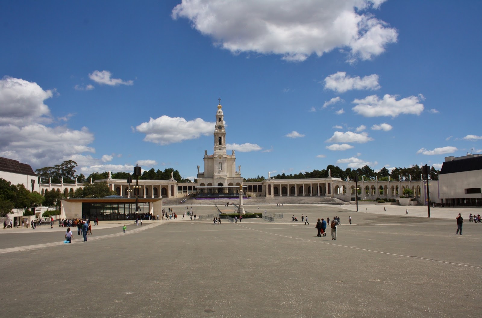 Viajar e descobrir: Portugal - Fátima - Santuário - Recinto/Esplanada ...