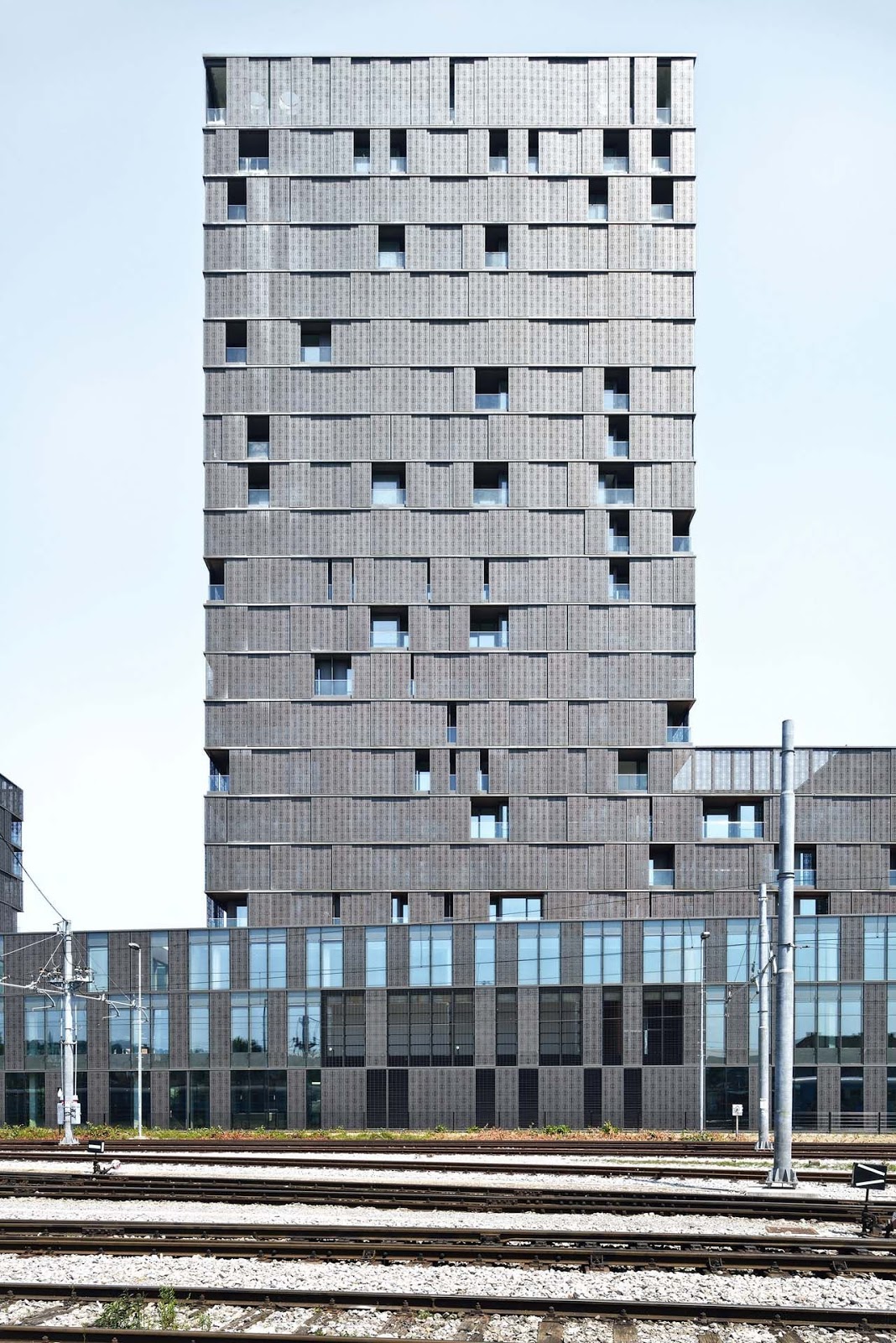 Bevk Perovic – a f a s i a