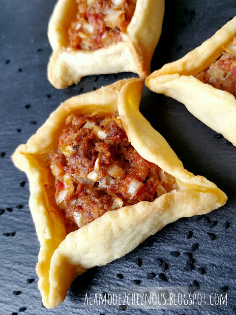 à la mode de chez nous: Safiha- ливанская выпечка из песочного теста.