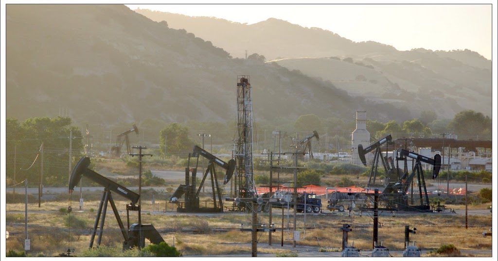 "Oil field trash" nghĩa là gì?