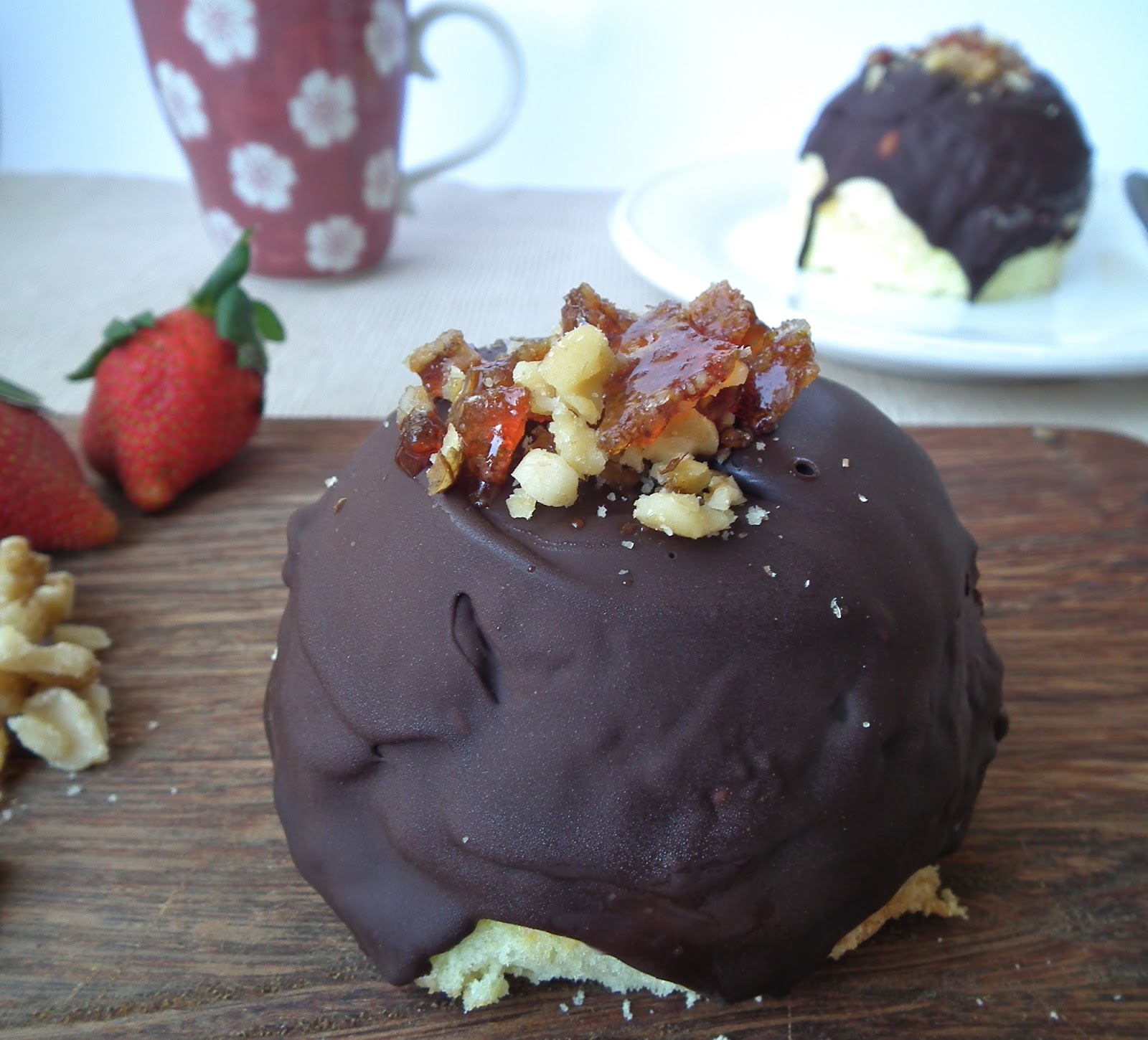 Sugabuttacream: White Chocolate Mousse Dome with Strawberries and ...