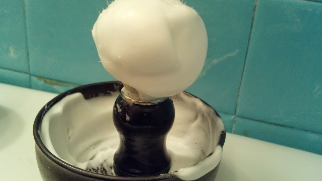 The Wet Shaving Adventures Of A Middle Aged Man: Making Lather