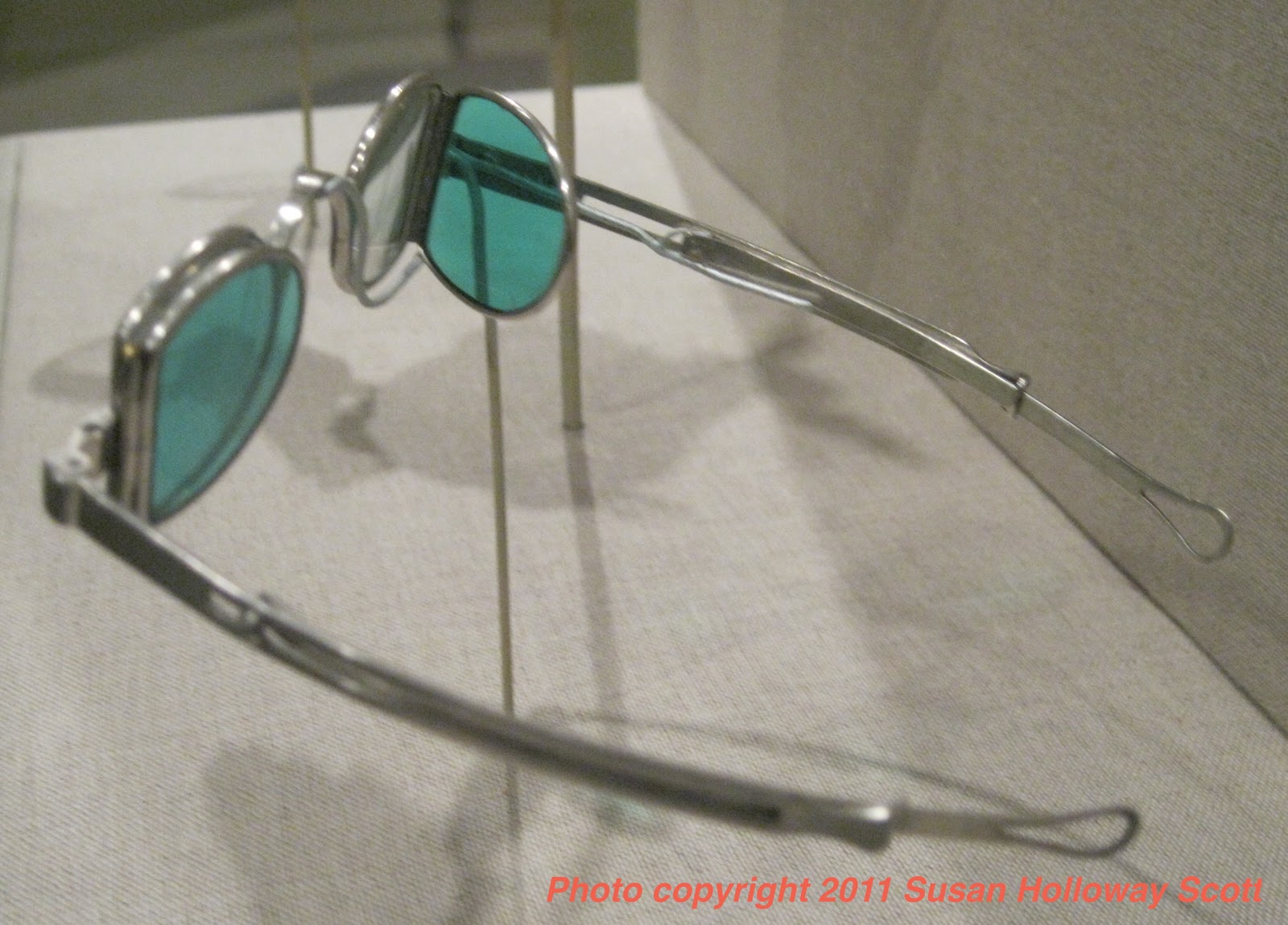 Two Nerdy History Girls: Tinted Glass Spectacles, c. 1830