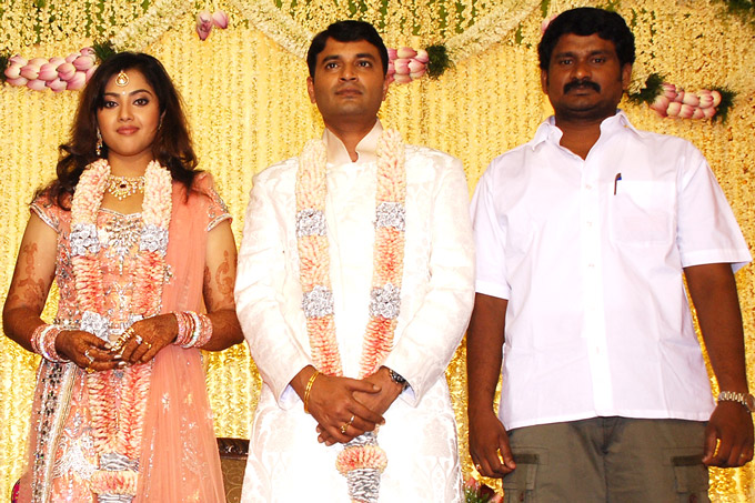 Welcome 2 INDIAN STAR WORLD: MOVIE NEWS - Actress Meena's daughter ...