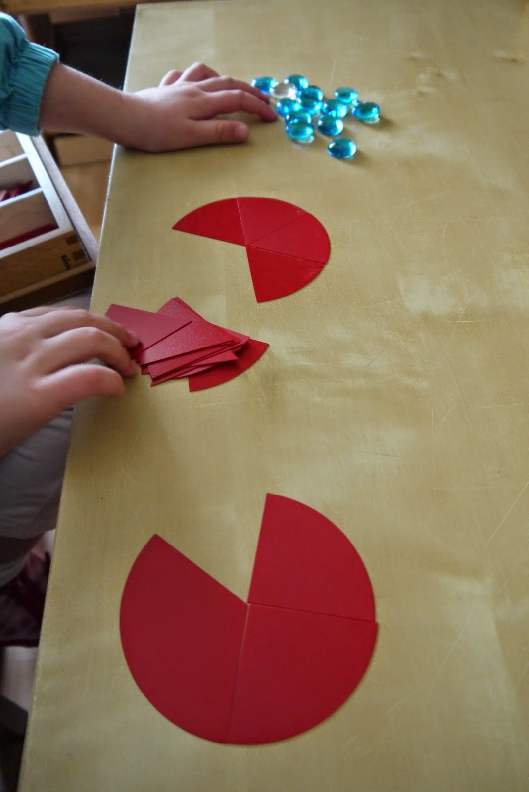 Tréma-ternelle: Fractions en parts de gâteaux