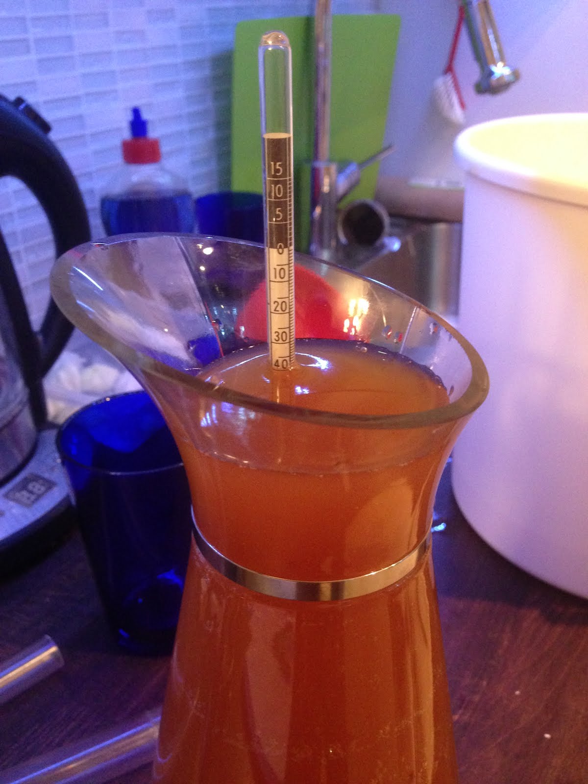 DIY siideri omenoista alkaen