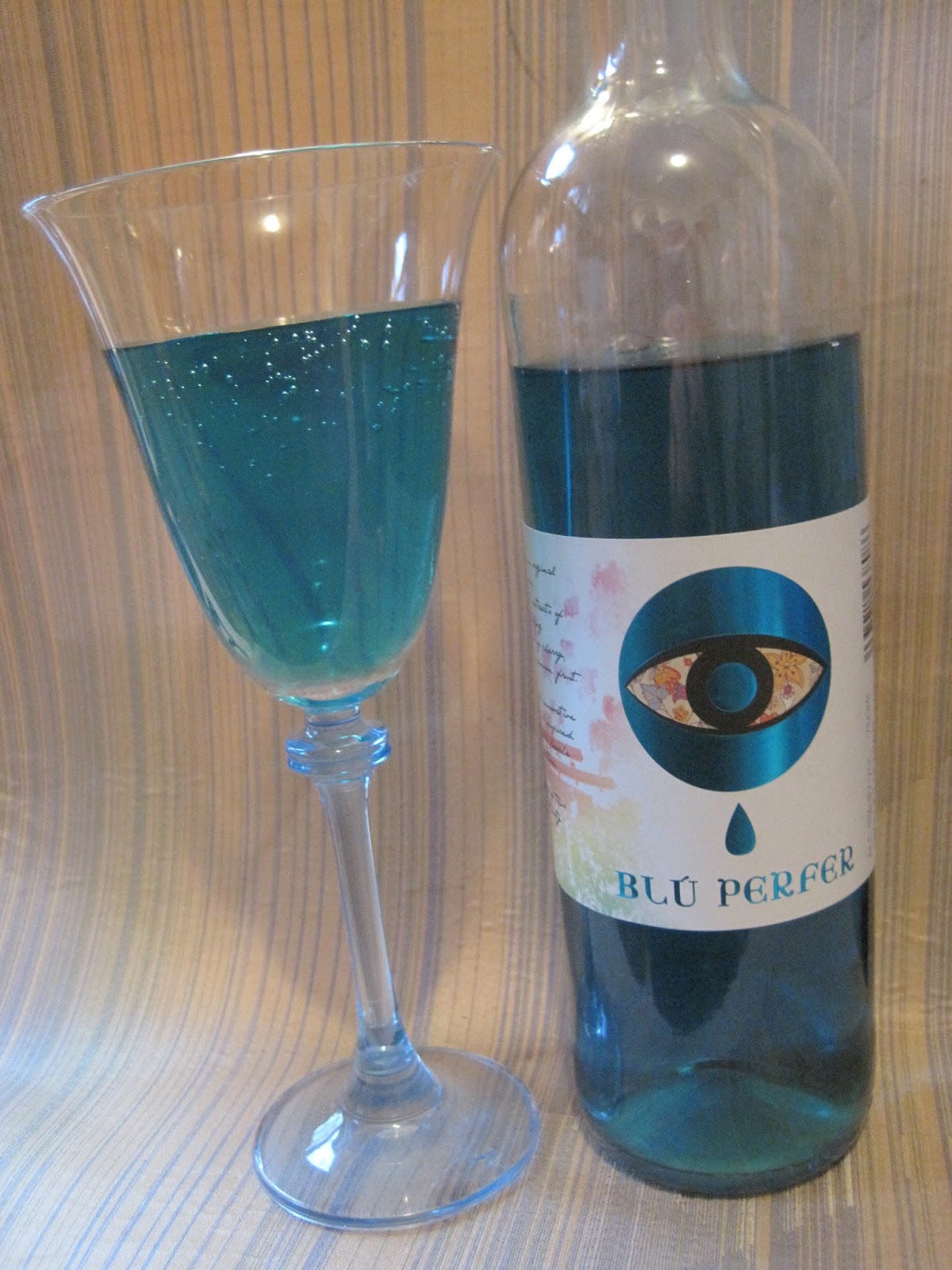 Whom You Know: #ChampagneWishes #WhomYouKnow #Bluewinelovers BLU PERFER ...