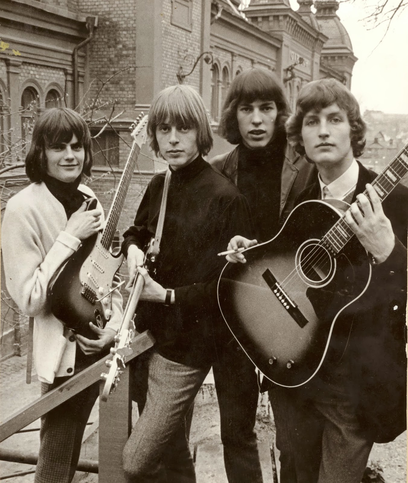 Raised On Records: THE FLIPPERS