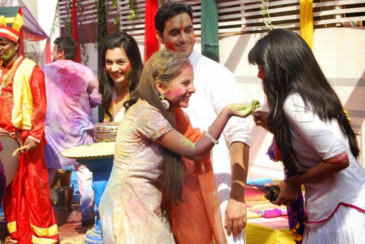 Aur Pyaar Ho Gaya, Zee Tv Serial Actress Enjoying Holi Party | Happy ...