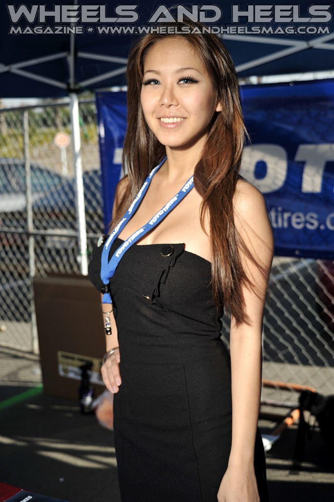 Gabby Jeanne, Eva Skye, and Ms Rachel at 2011 Autocon