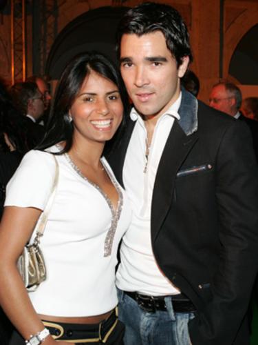 Deco (Anderson Luís de Souza) - Zone Soccer Player