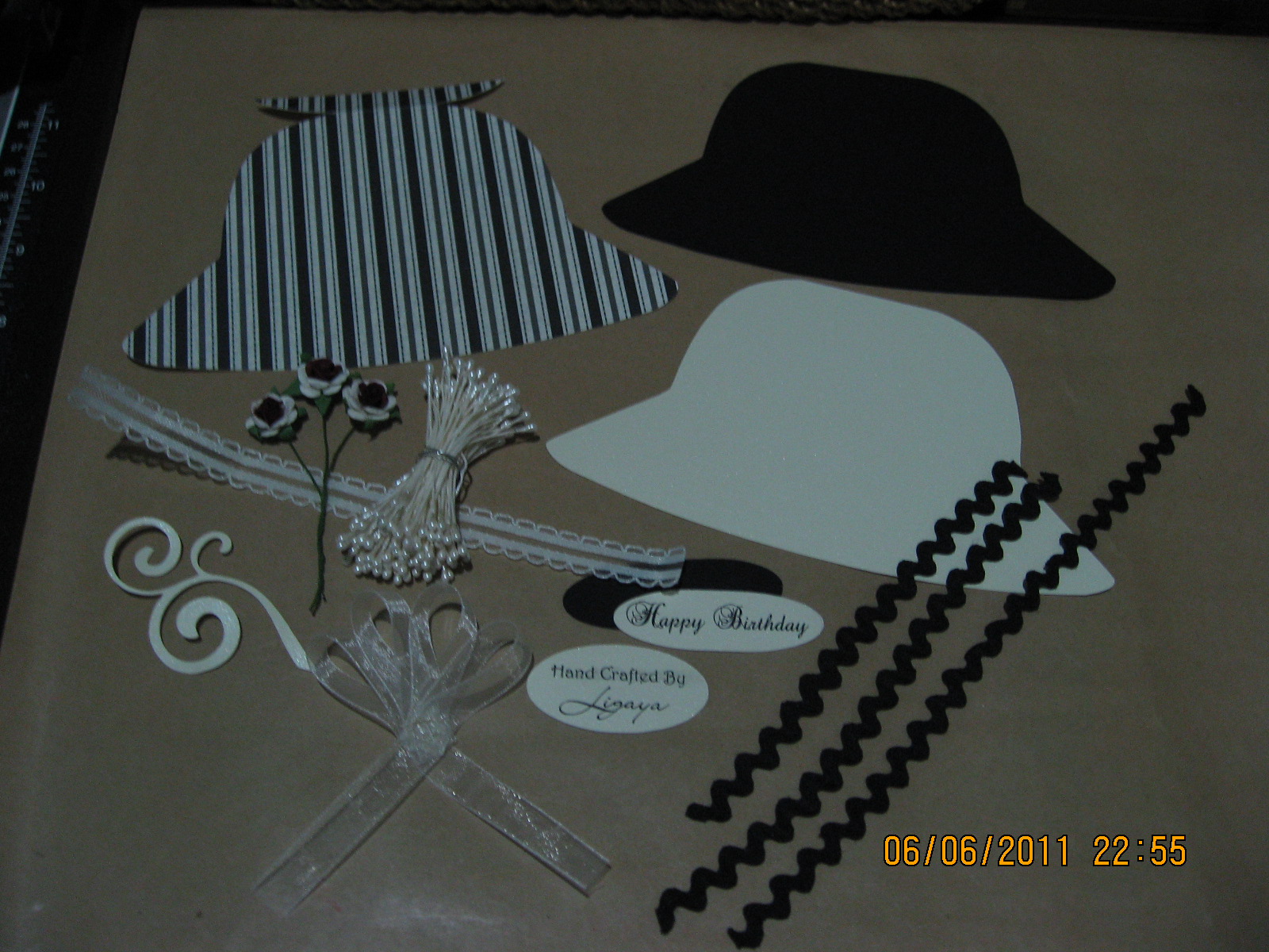 Ligaya's Creativity Zone: Hat Card