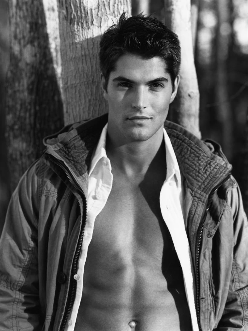 Nick Bateman News: Photoshoot: Nick Bateman for Abercrombie and Fitch