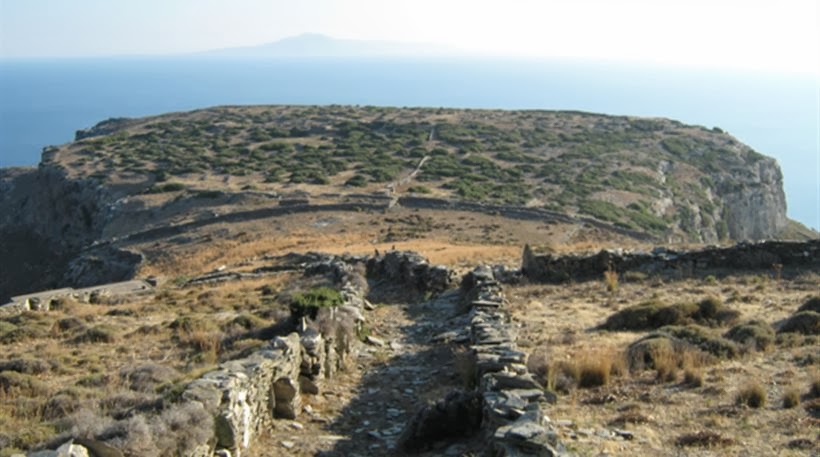 Αυστραλοι αρχαιολογοι ψαχνουν στην Ανδρο για το μυστηριο της ξαφνικης ...