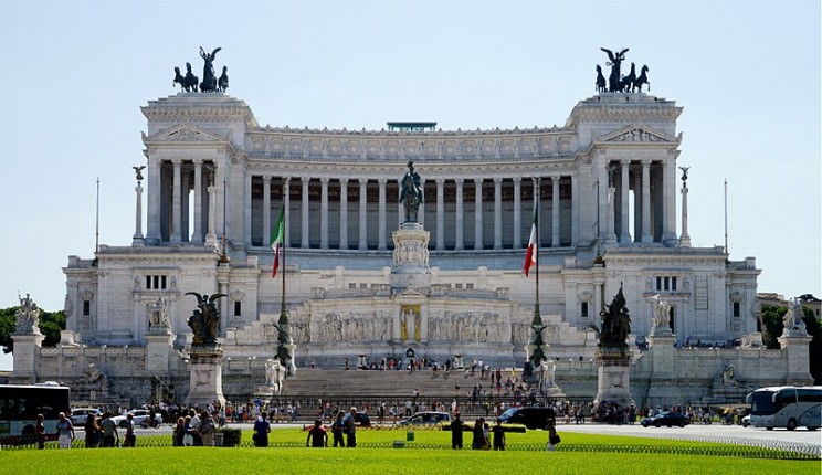 Famous Roman Architecture