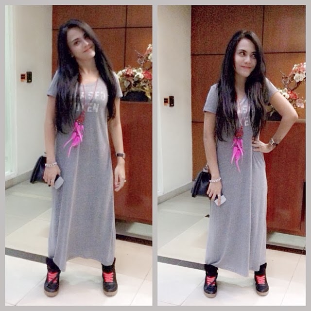 ANGGITA SARI SELFIE MAKIN SEKSI 2014 - ZONA ARTIS LAGI