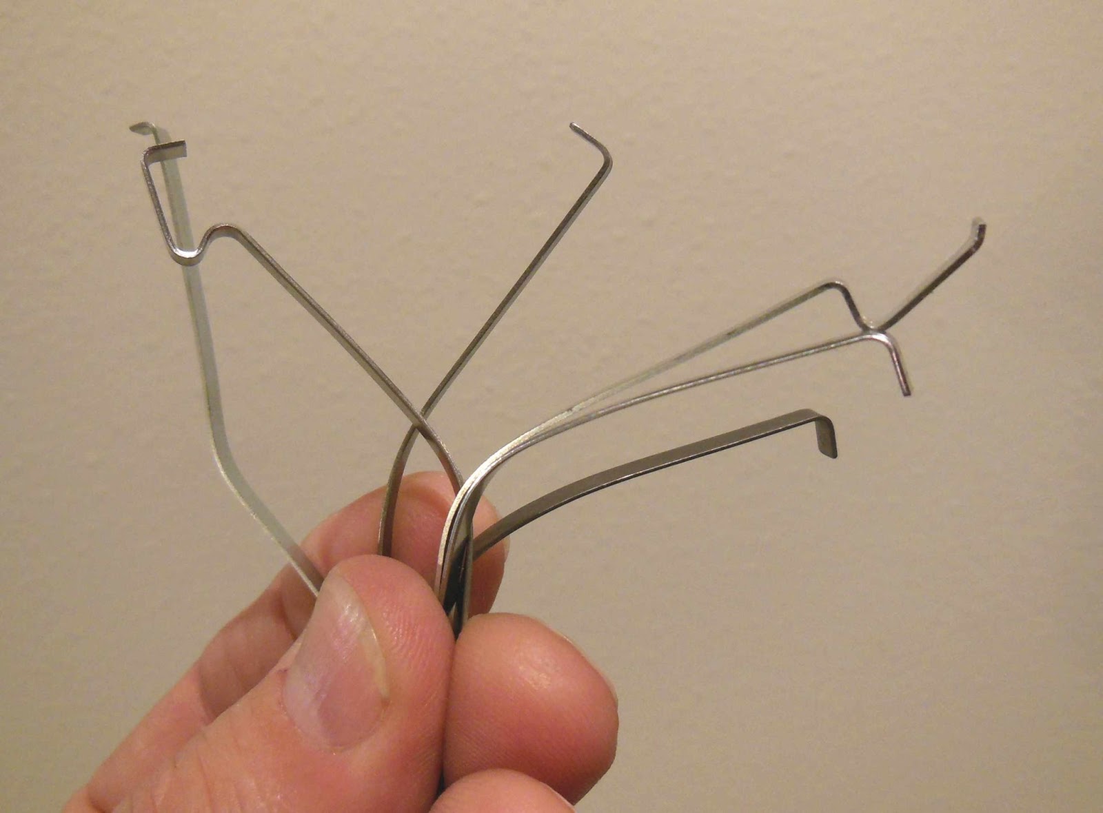 Model Rocket Building: Bad Engine Hooks