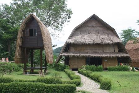 Outdoor Activity: Saung