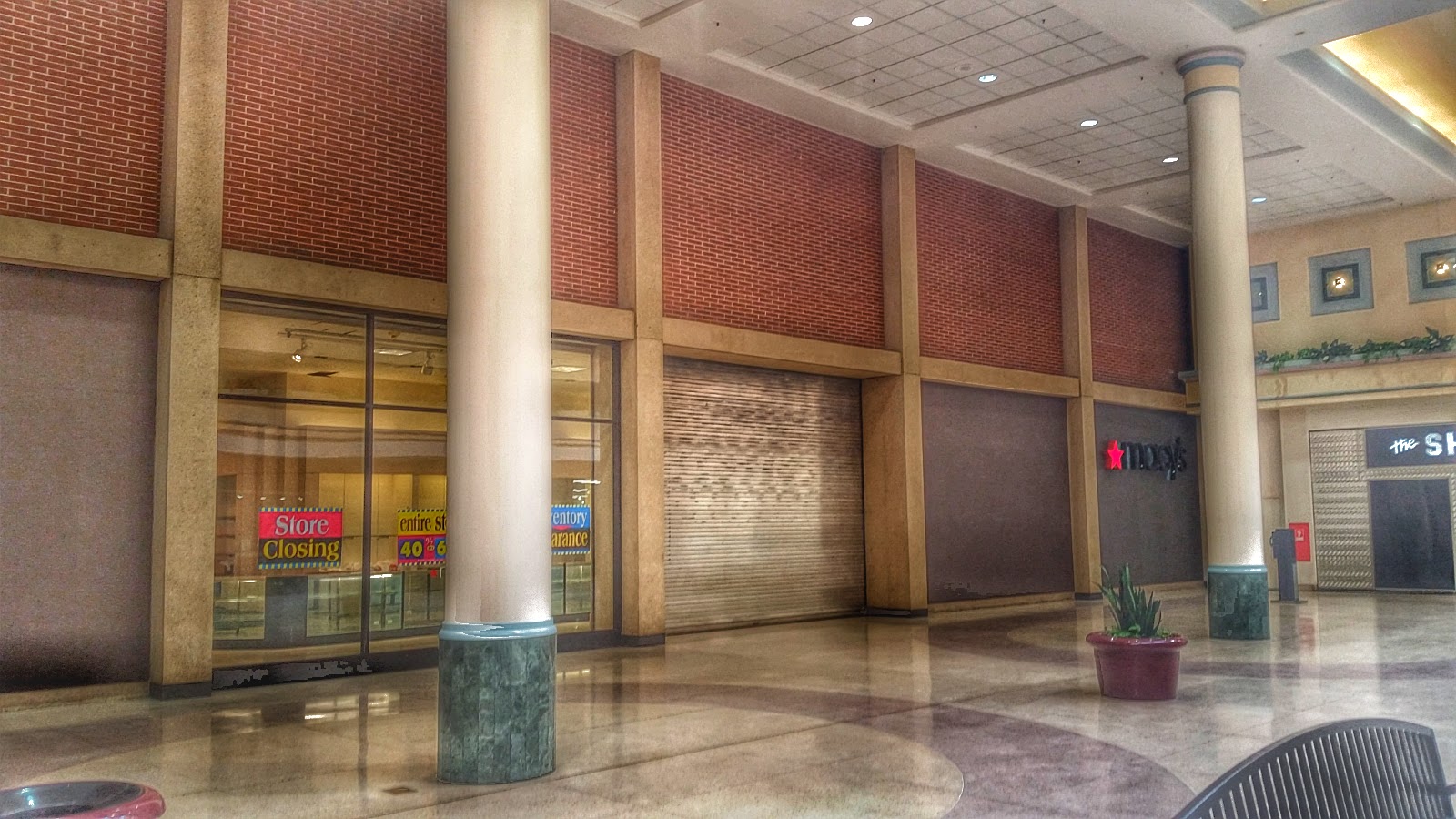 Dead and Dying retail: Northland Center in Southfield, Michigan