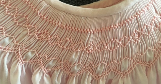 Gigi's Crafts: Smocked dress for my little sweetheart