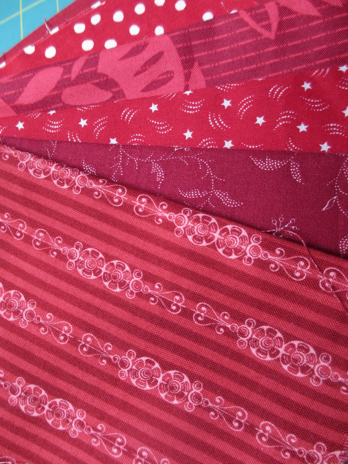 Radiant Honey Quilts: Peppermint Strip Block Tutorial