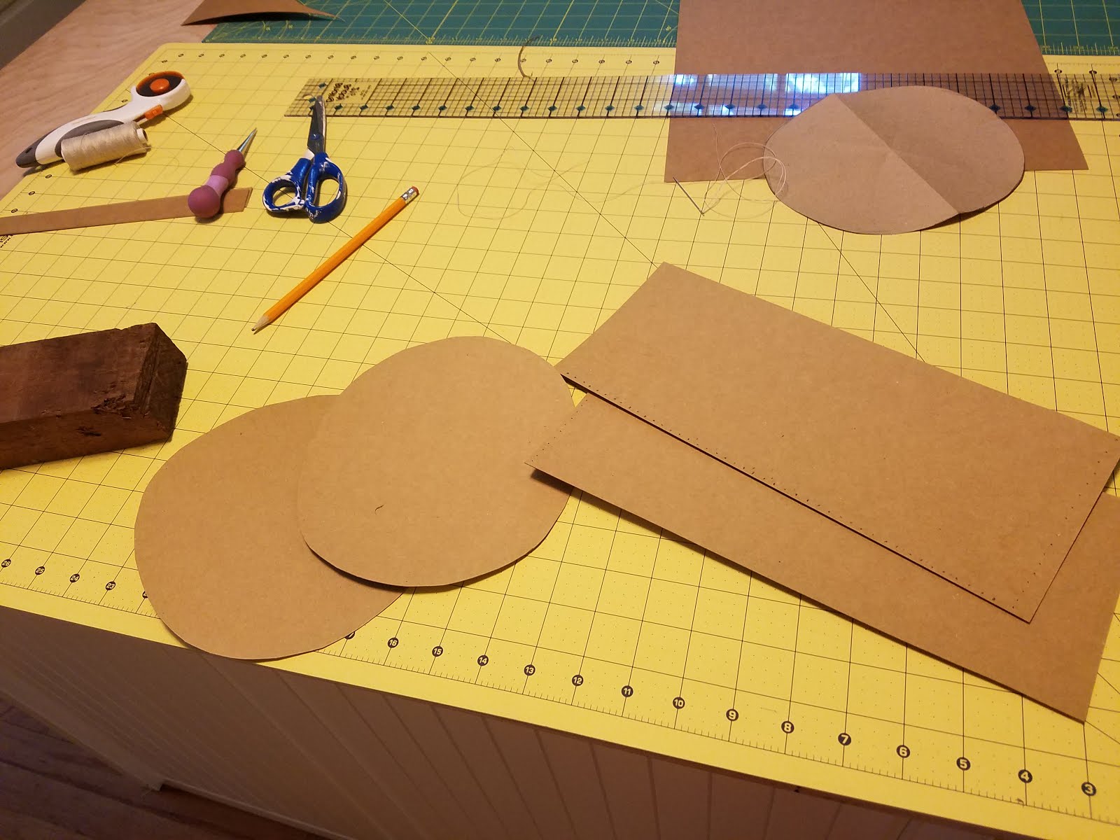 On Living History: "Band Box and Bonnet Boards"- The Making of a Band ...