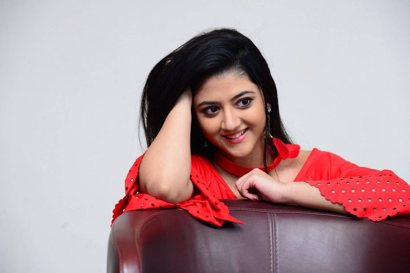 Shriya Sharma affairs, Today Updates, Family Details, Biodata, Newlook ...