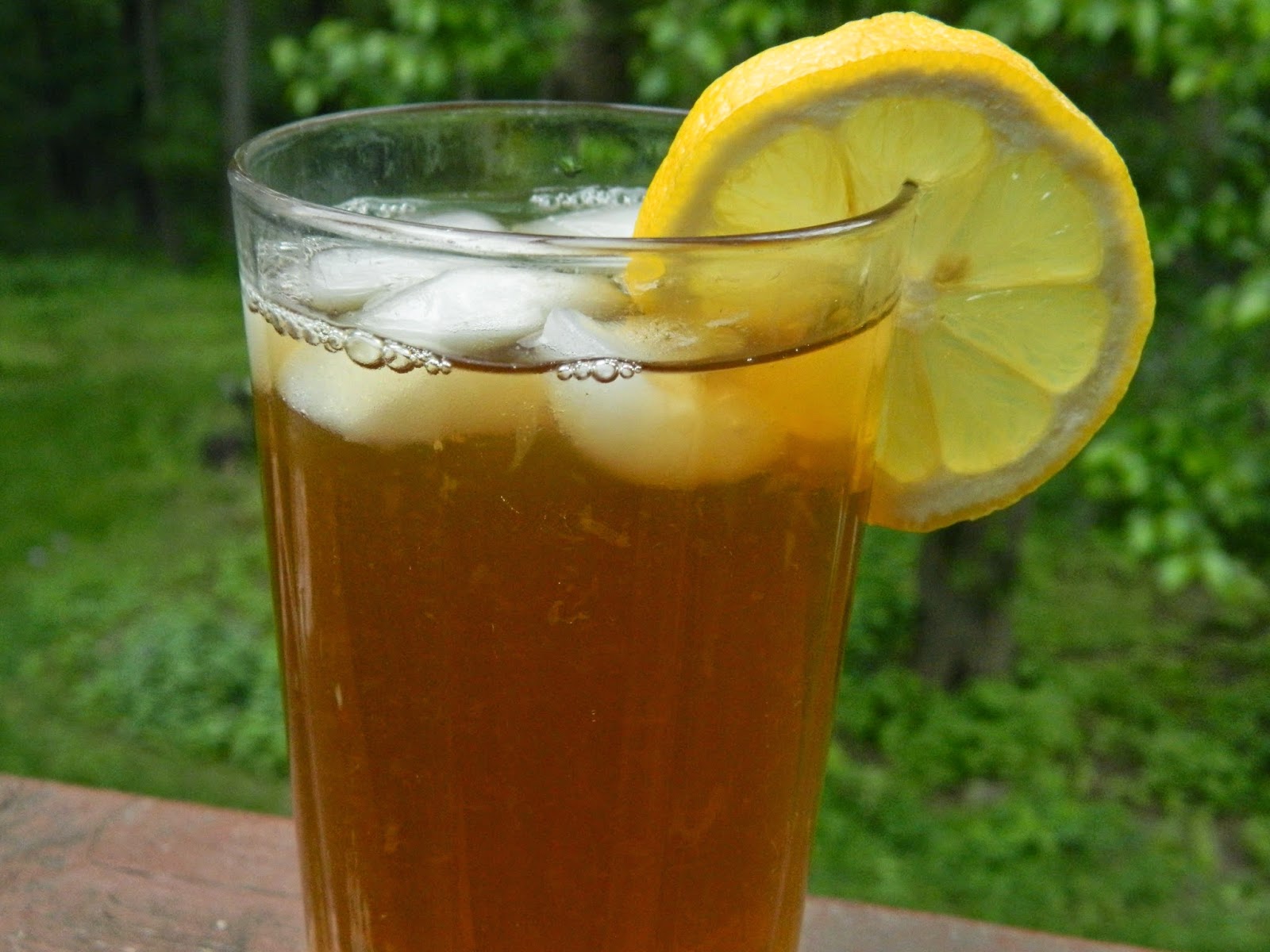 Nutmeg and KoKo: Lemon Iced Tea