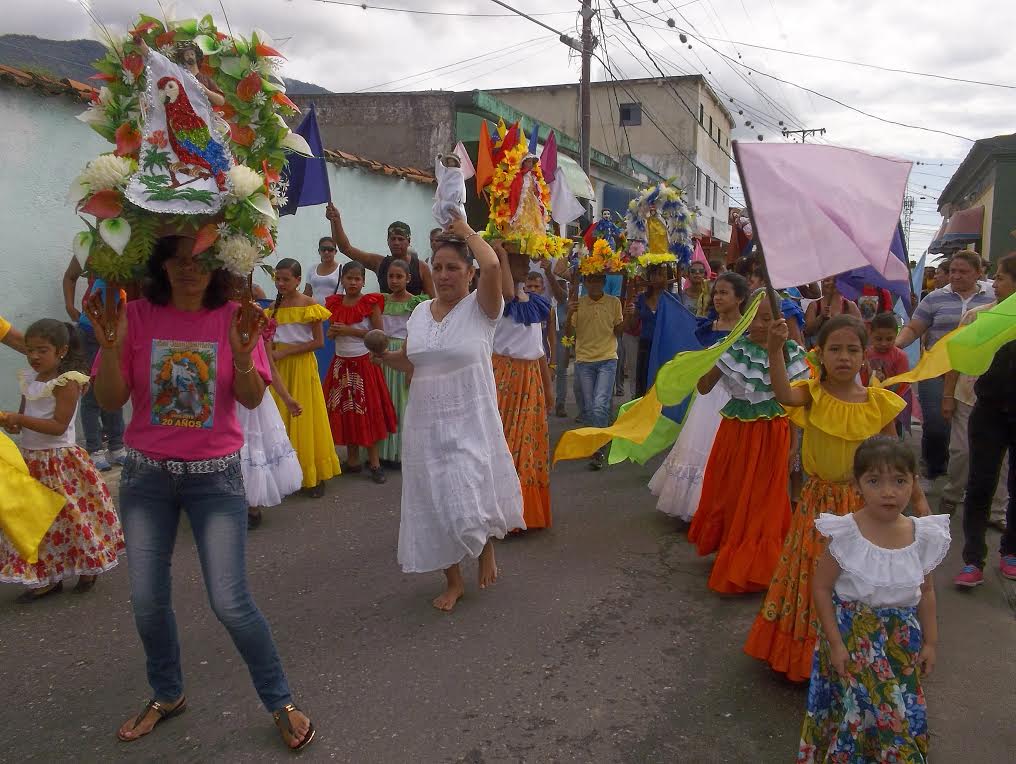 Cocorote y Albarico celebran a San Juan el Bautista