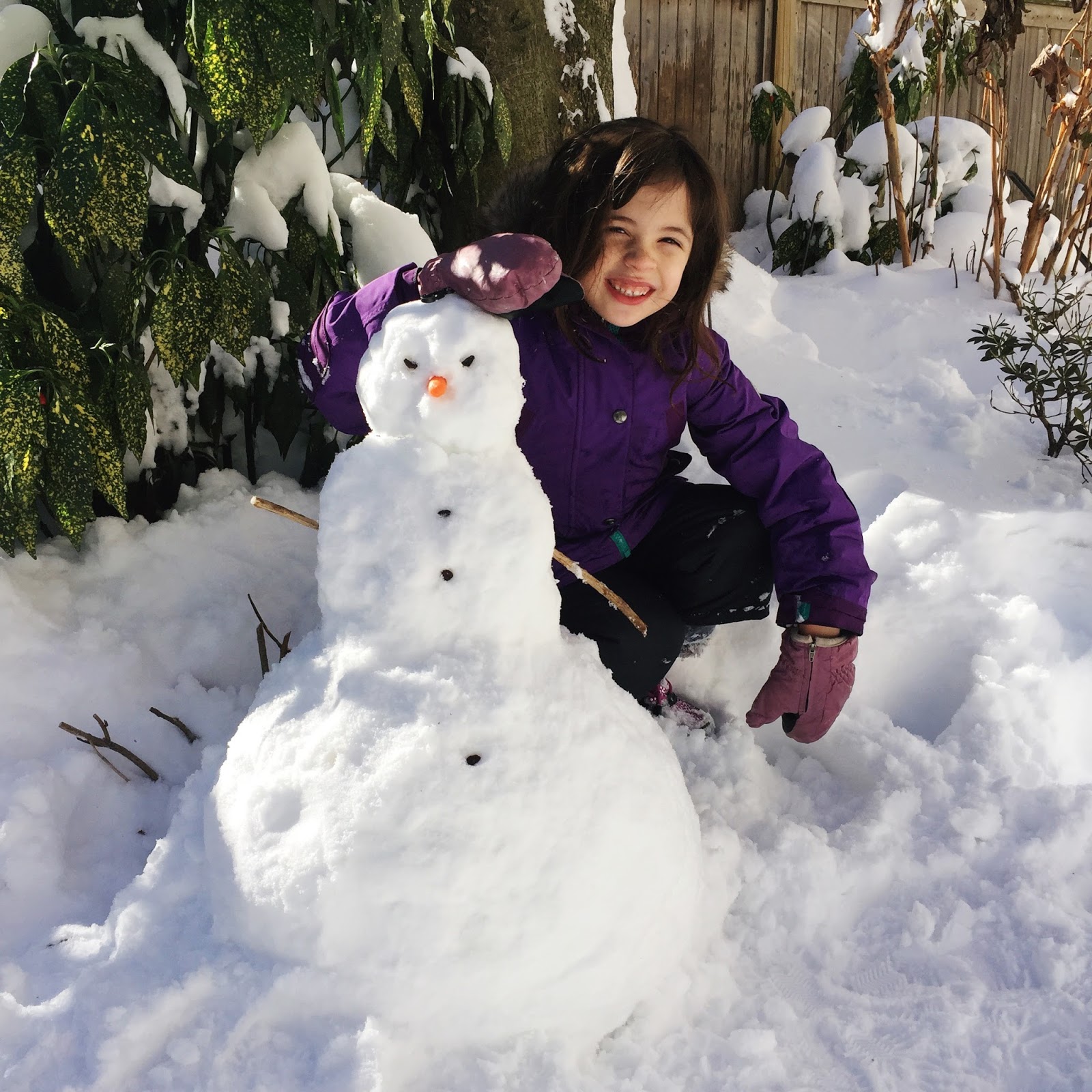 the sparkly life: How To Survive Being Snowed-In With Your Kids