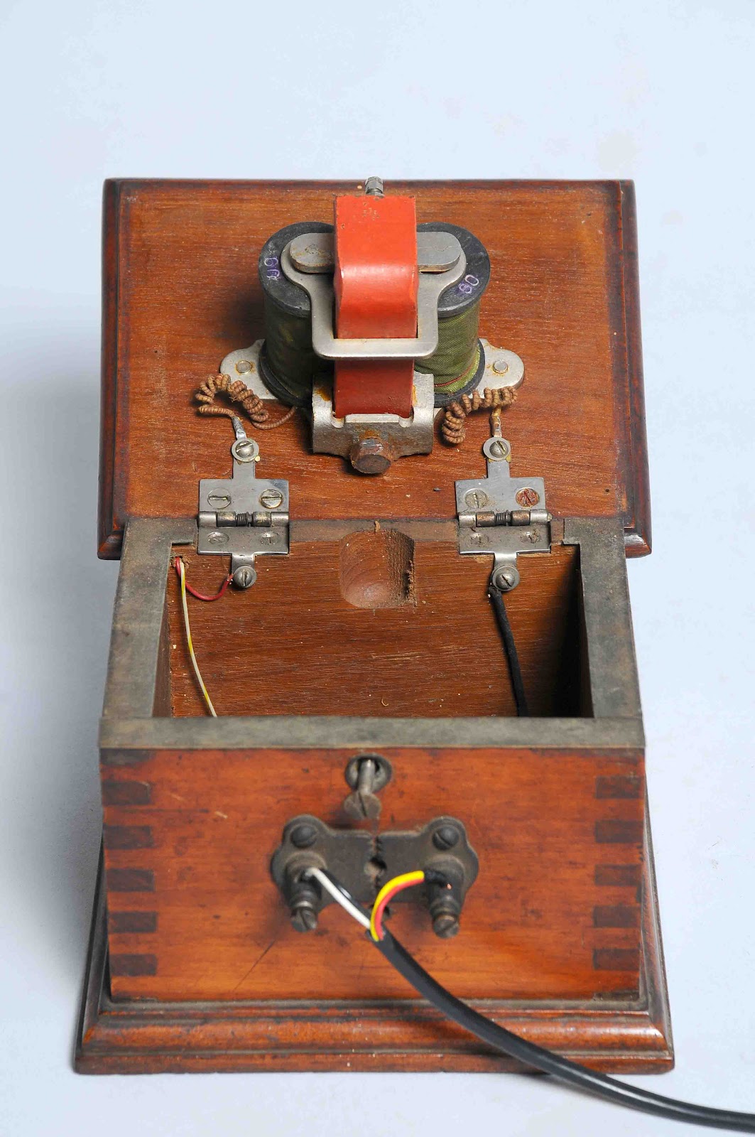 Old Vintage Gallery: GEC Extension Bakelite Telephone & Ringer Box ...