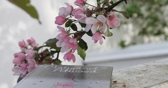 Ruusun nimi: Margaret Atwood: Penelopeia