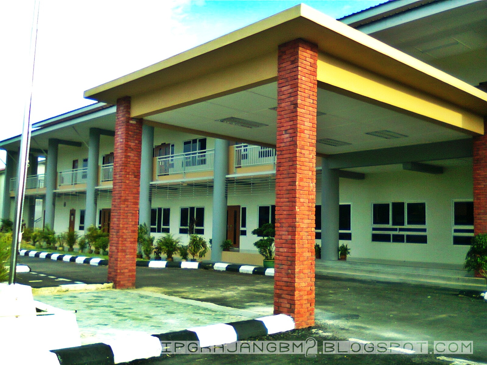 We Care, We Share: Bangunan Baru IPG Kampus Rajang, Bintangor.