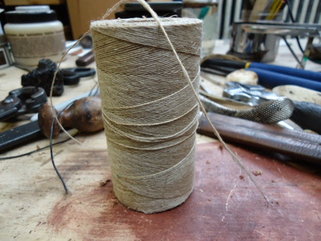 Bespoke Shoes Unlaced : Making threads