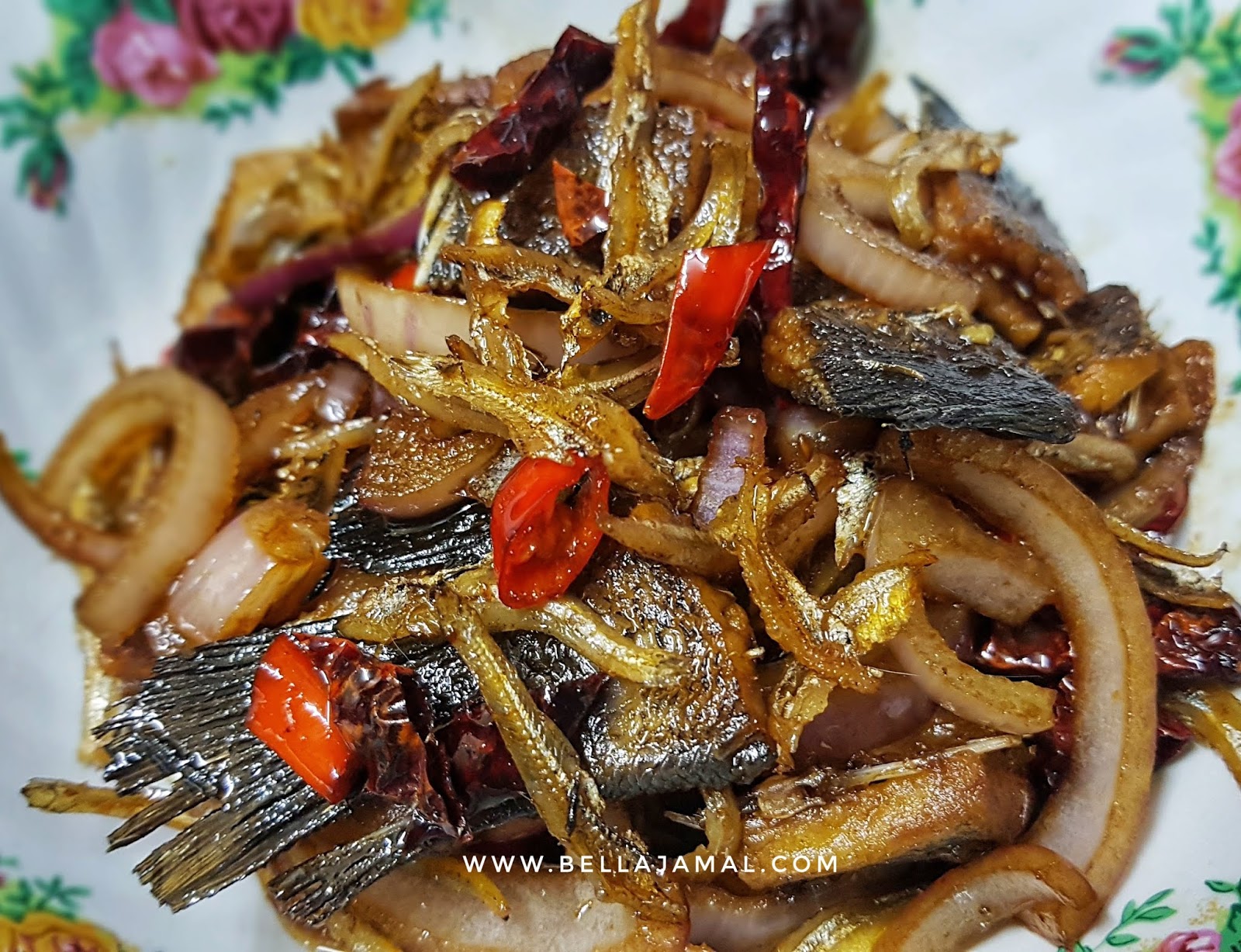Ikan Sepat Masin Goreng Cili