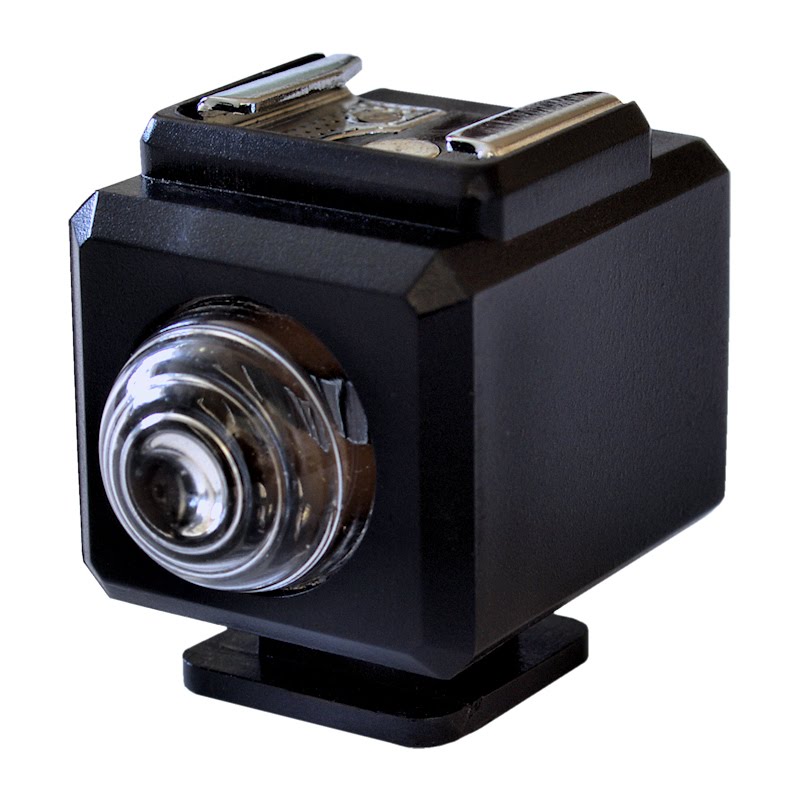 ALAT-ALAT BANTU DALAM PENCAHAYAAN FOTOGRAFI | ABDAN