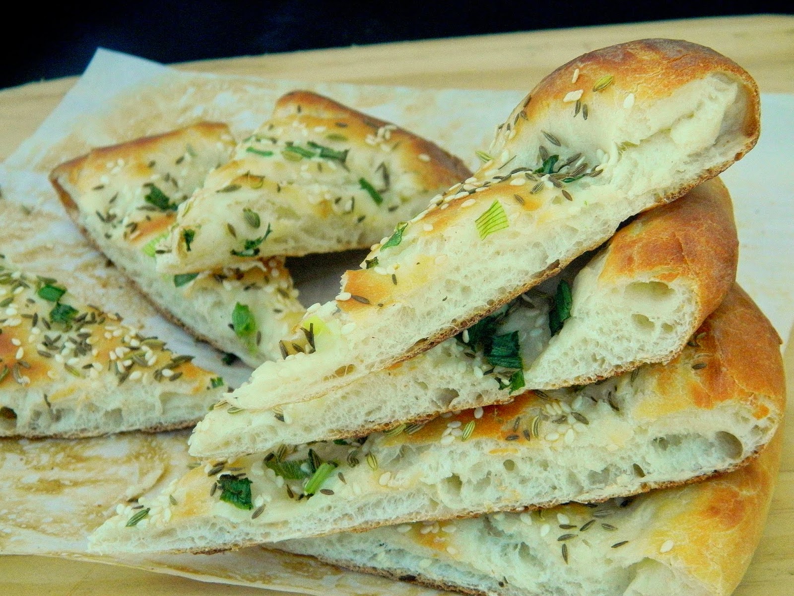 A Taste Of the Regions of China: 新疆馕 Xinjiang Naan Bread