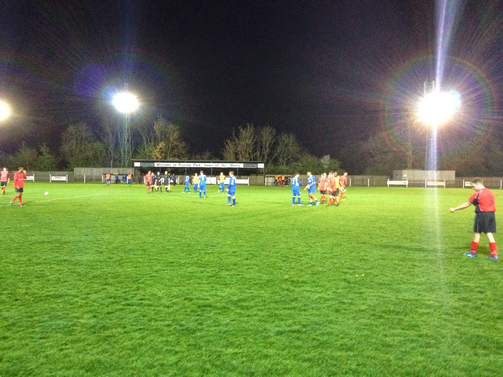 Football Grounds visited by Richard Bysouth: Harefield United FC