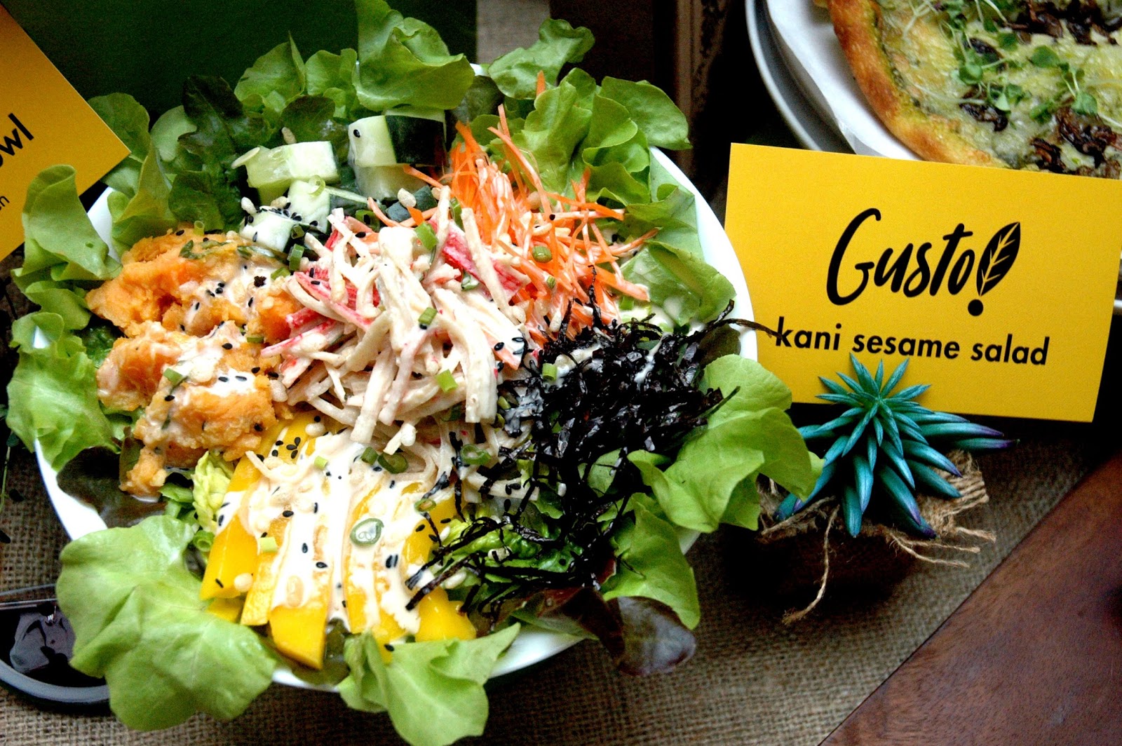 DUDE FOR FOOD: Good Food Is Just Around the Corner at The Corner Market