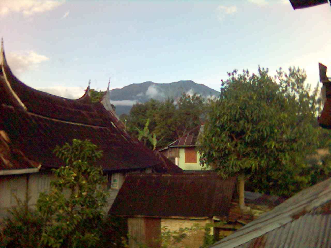 uNisA: Photo: Rumah Gadang bagonjong 5