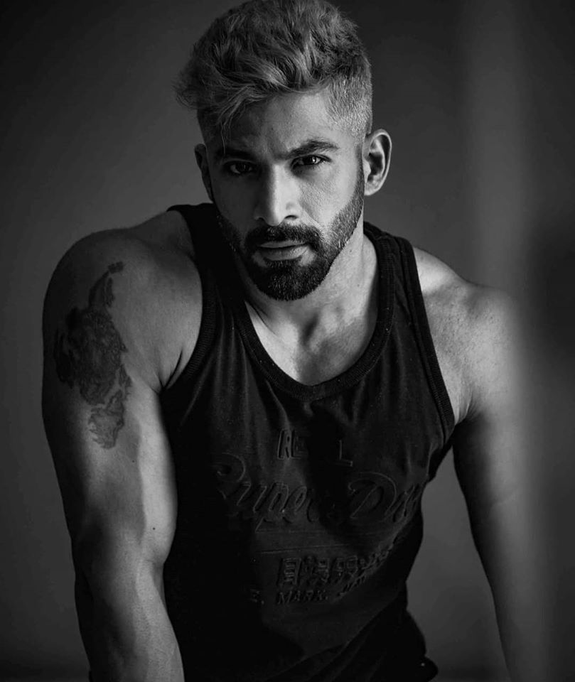 Shirtless Bollywood Men: Vivan Bhathena's body transformation