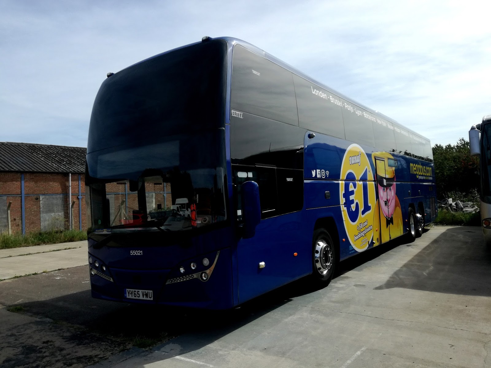 Steve's Bus & Train Page: Plaxton Interdeck At Freestones